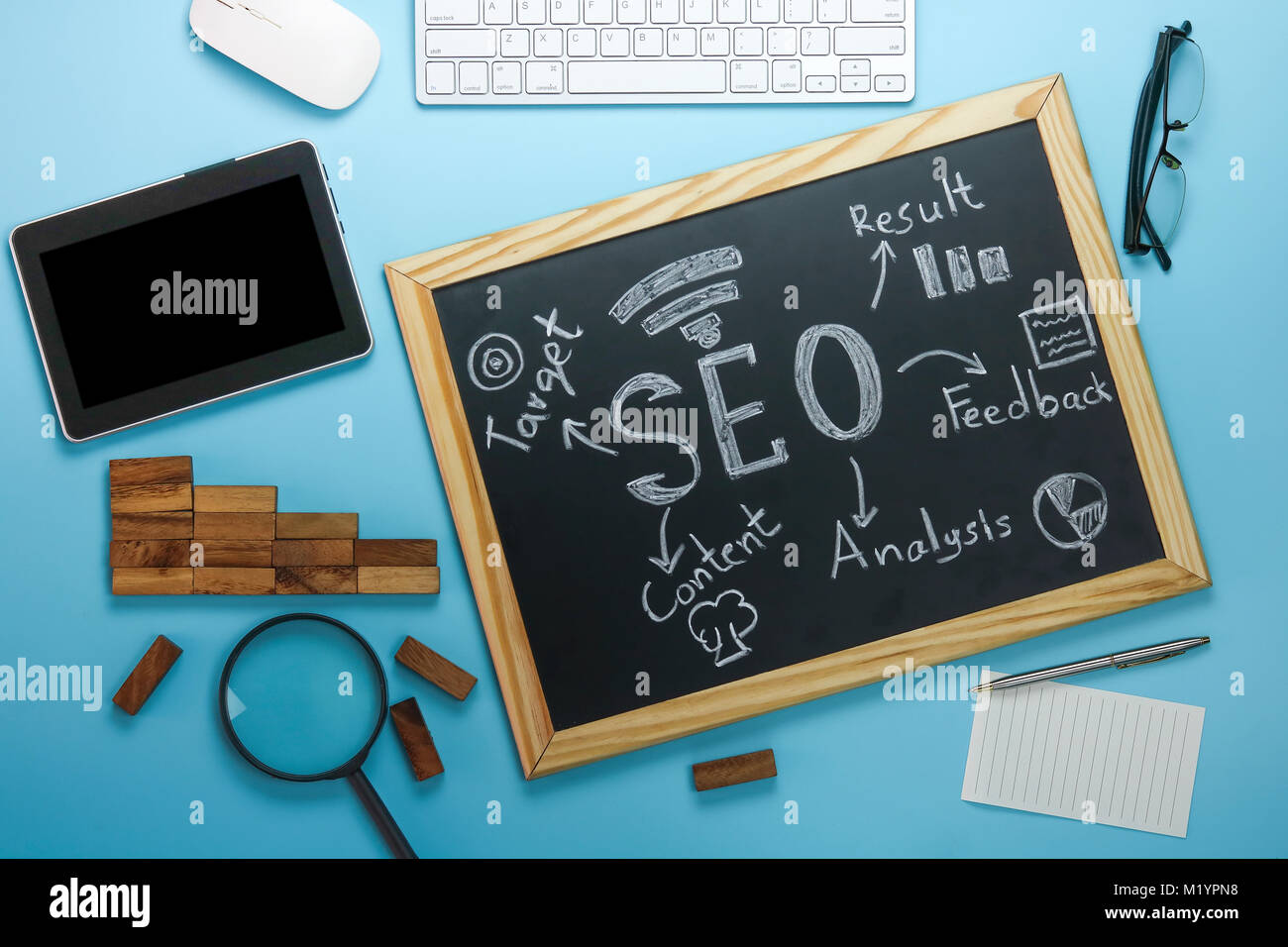 Tools information technology design hi-res stock photography and images ...