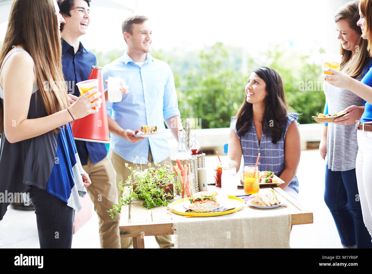Tailgate party hi-res stock photography and images - Alamy