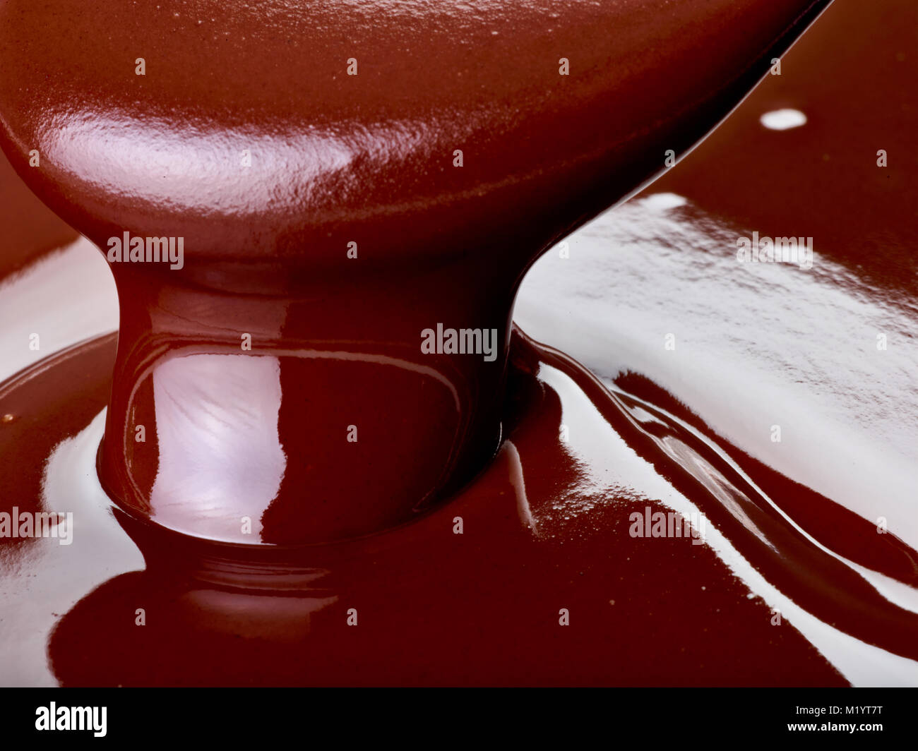 close up of chocolate syrup Stock Photo - Alamy
