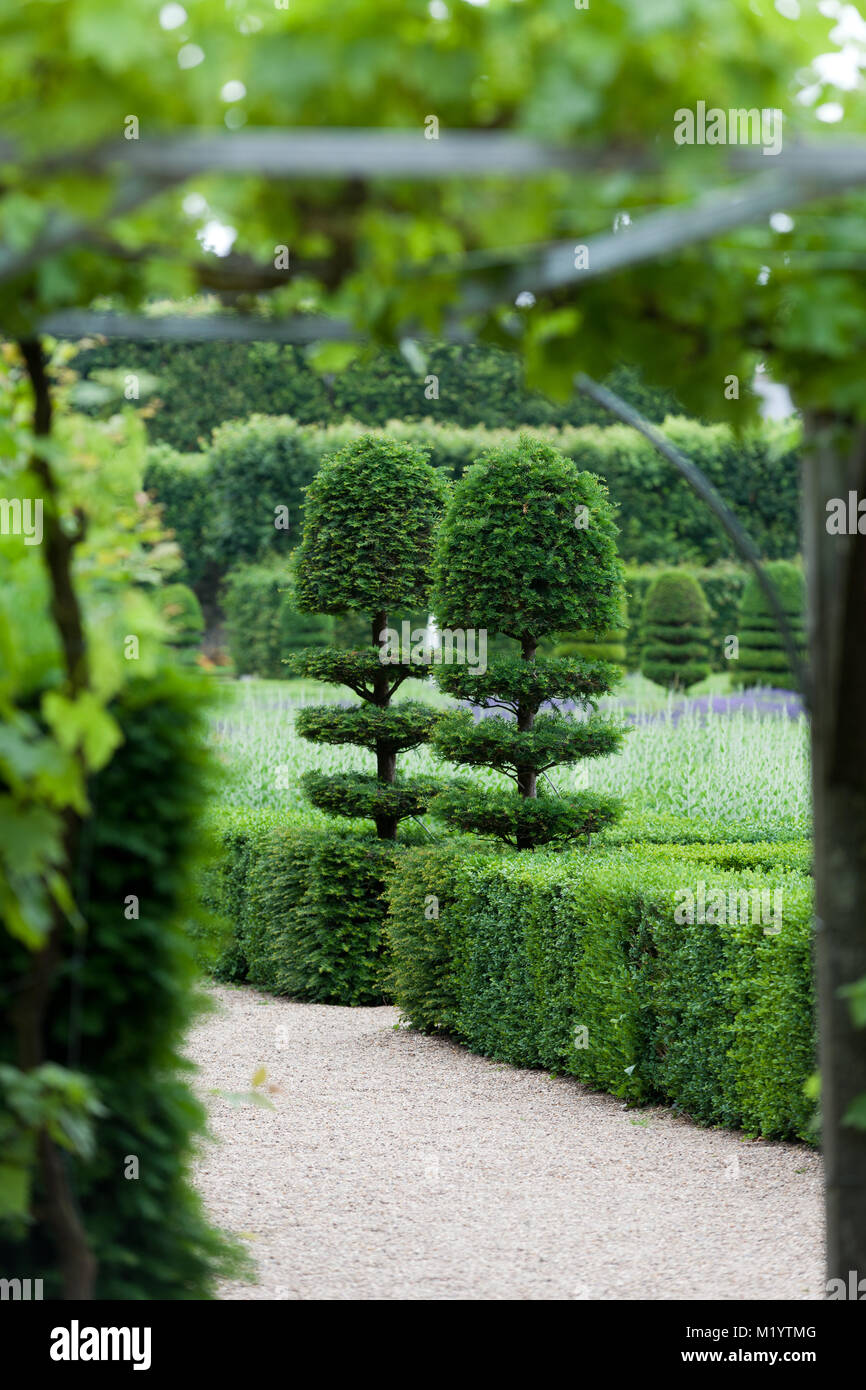 Splendid, decorative gardens at castles in France Stock Photo - Alamy