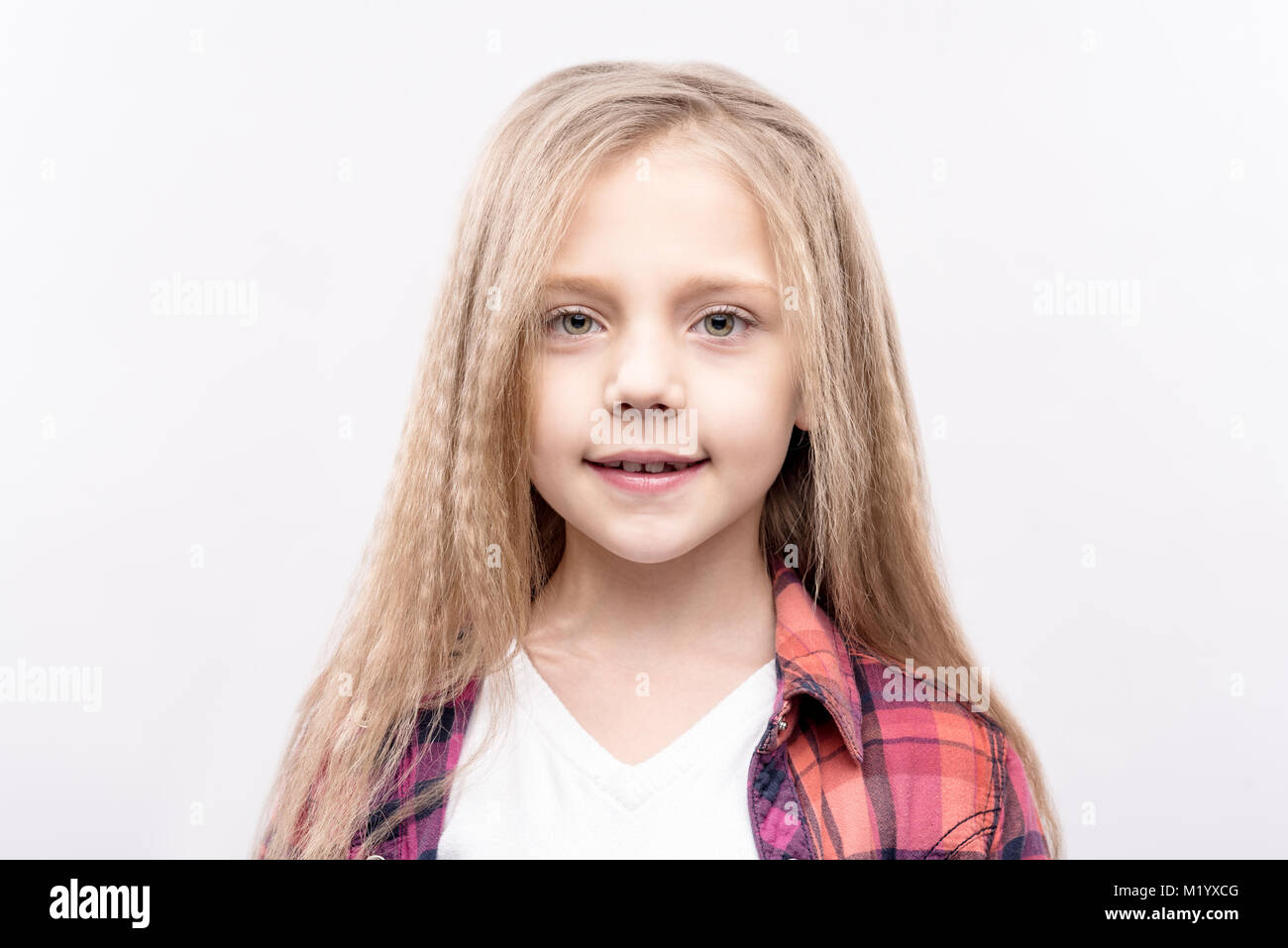 Portrait of fair-haired little girl smiling Stock Photo - Alamy