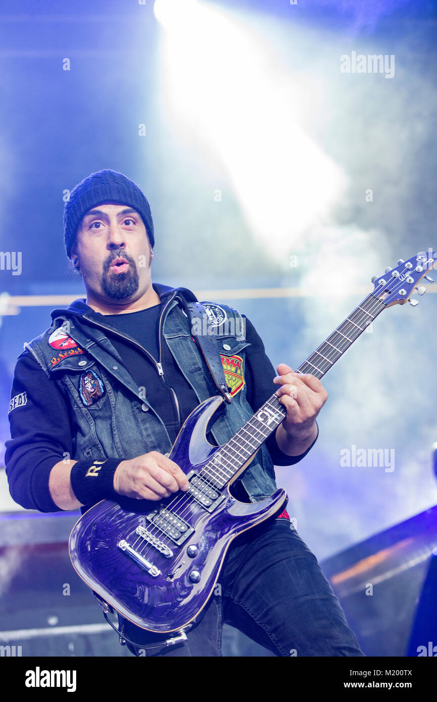 Rob caggiano guitarist for the rock band hi-res stock photography and ...