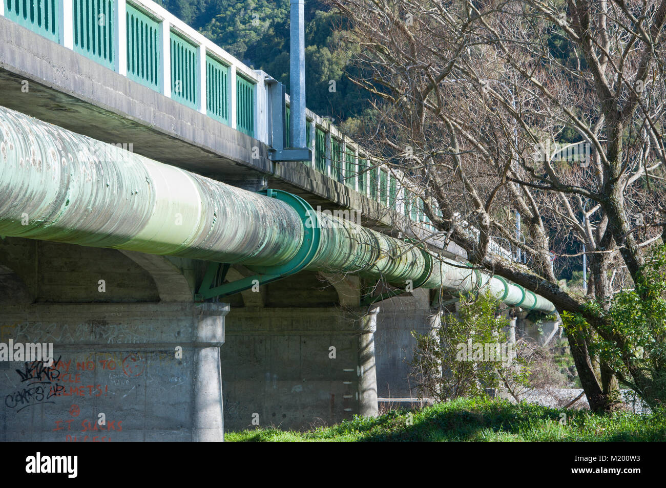 Silverstream bridge hi-res stock photography and images - Alamy