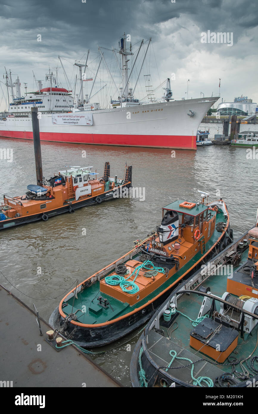Germany docks hi-res stock photography and images - Alamy