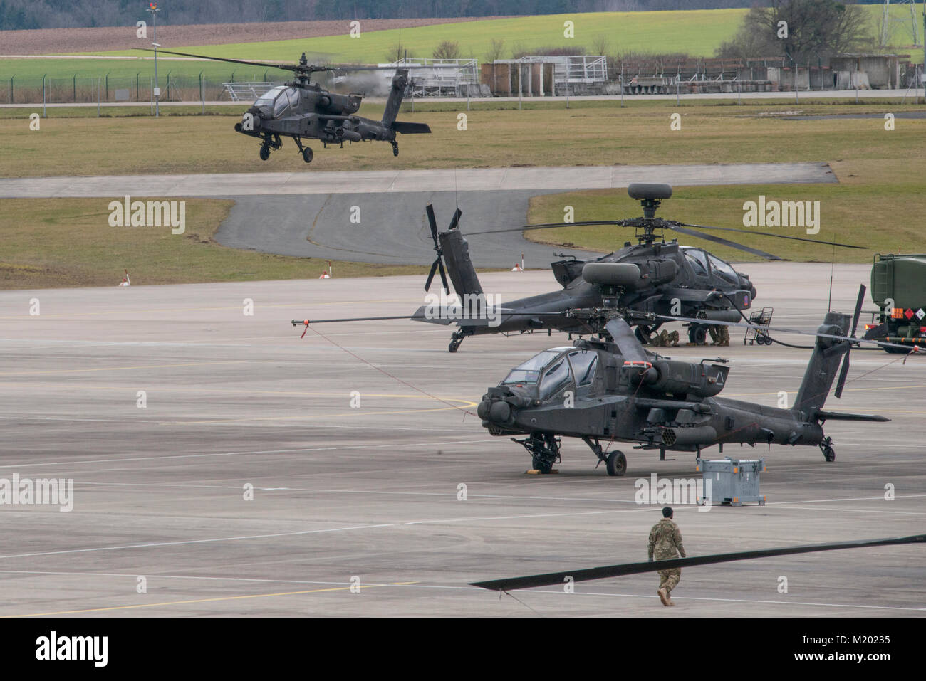 U.S. Soldiers assigned to the 12th Combat Aviation Brigade, and 1st Air ...