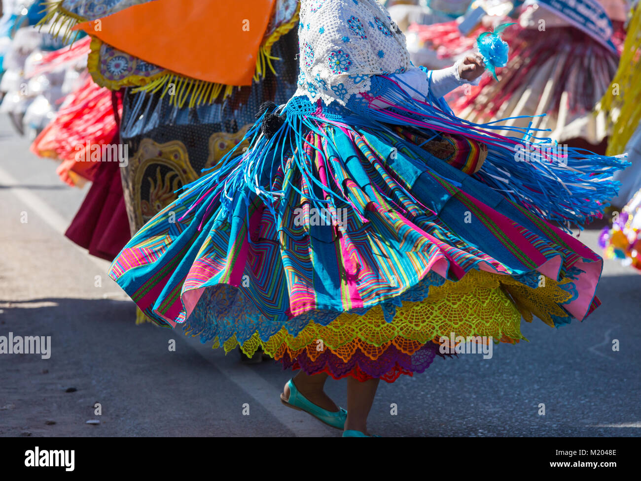 Authentic peruvian dance Stock Photo - Alamy
