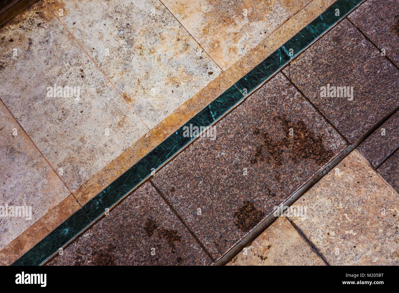 Moroccan flooring hi-res stock photography and images - Alamy