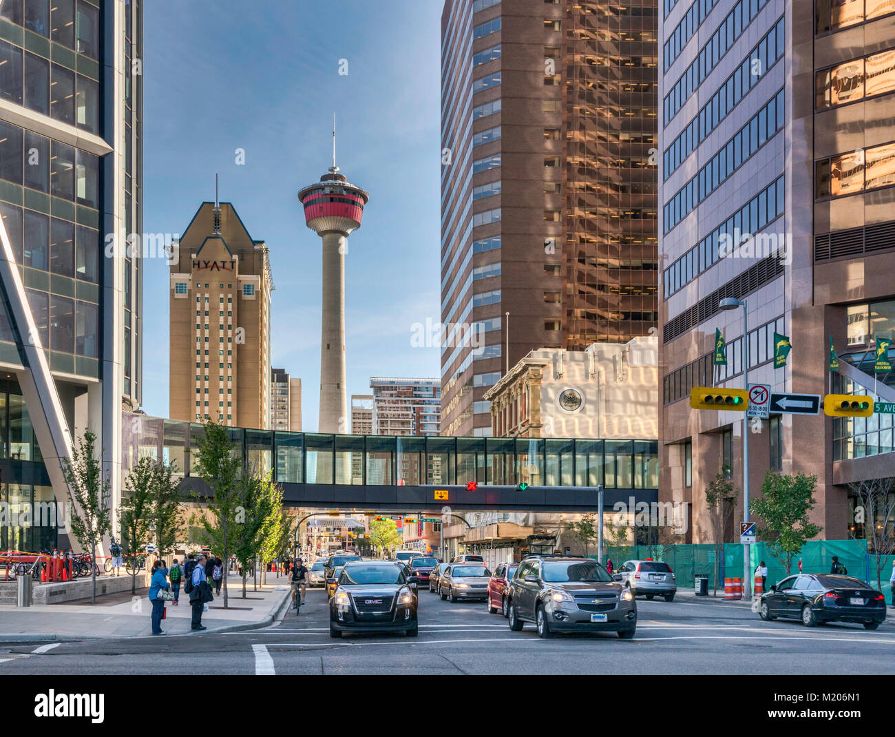 Centre street bridge calgary tower hi-res stock photography and images ...