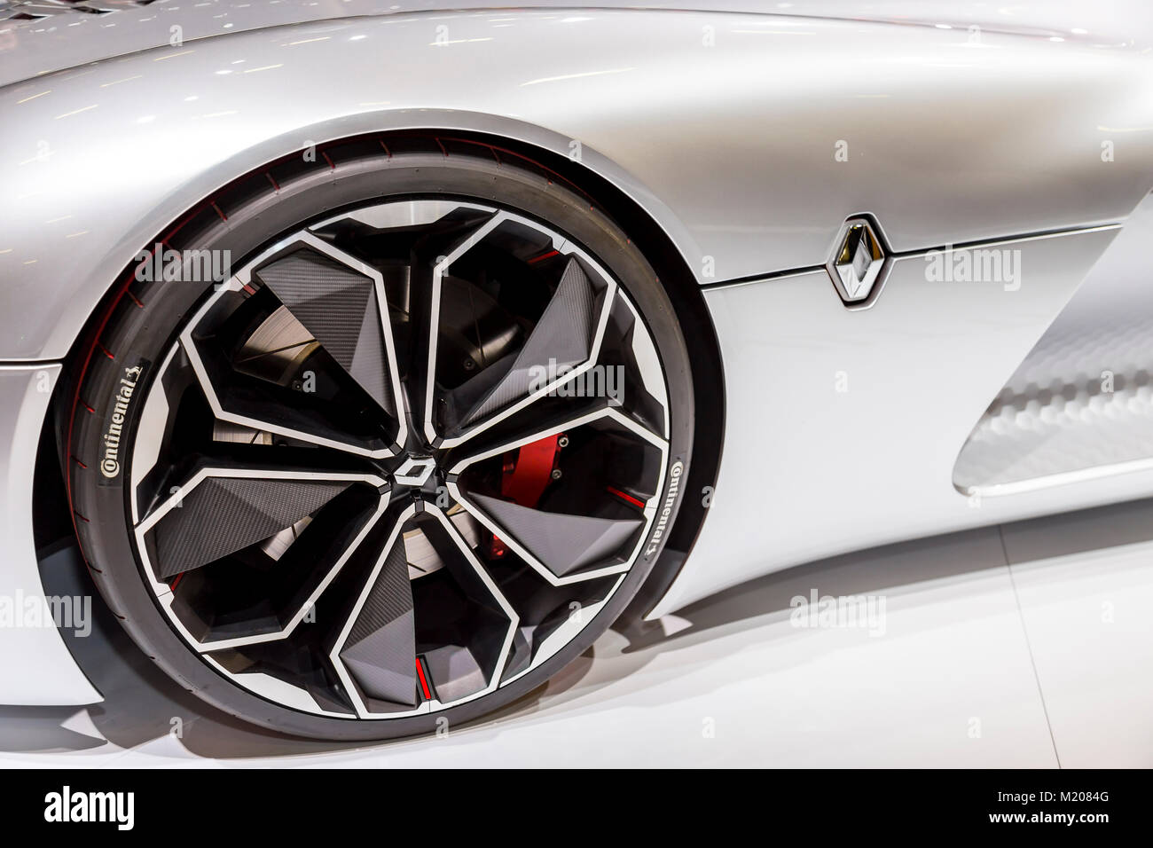 Renault rim hi-res stock photography and images - Alamy