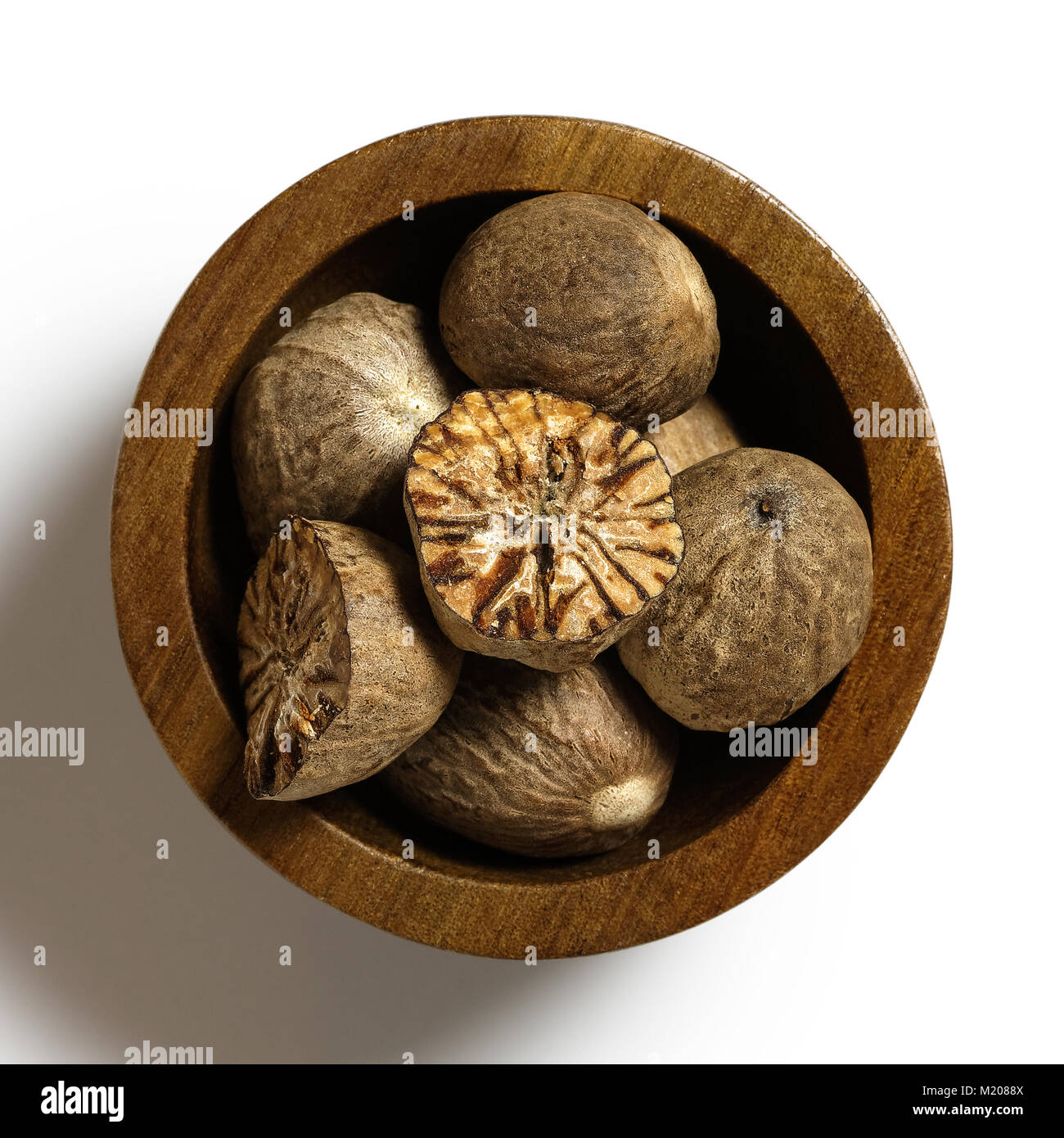 Cut in half nutmeg hi-res stock photography and images - Alamy
