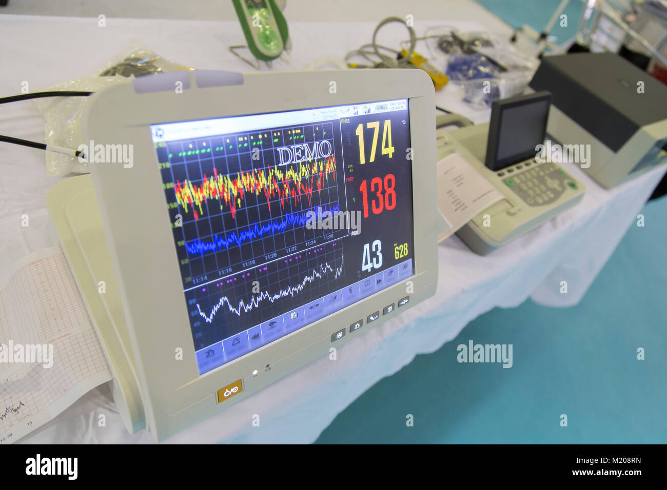 Digital and modern view from patient monitor Stock Photo - Alamy