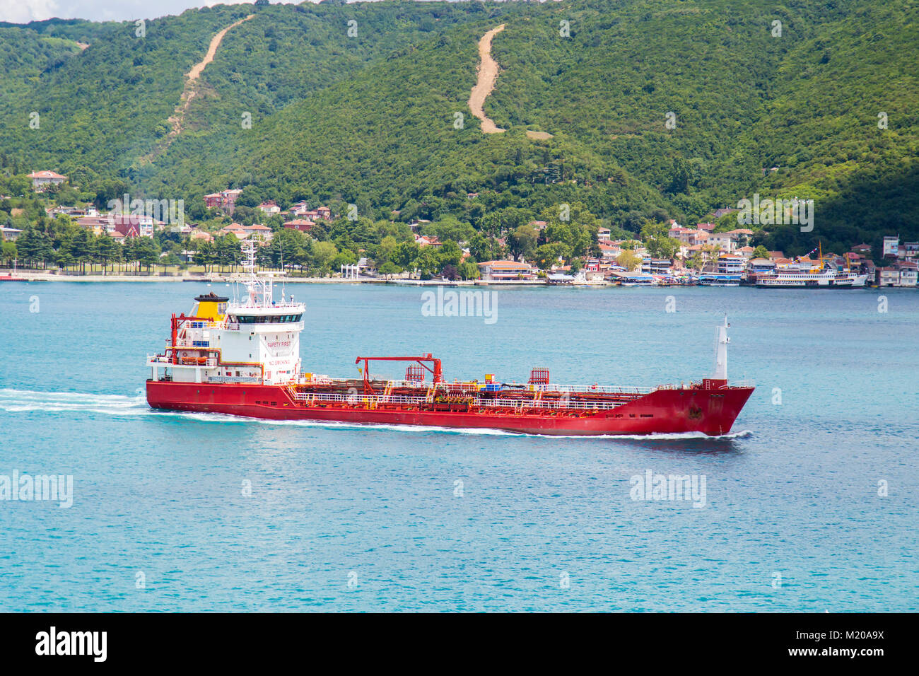 Big size tanker ship hi-res stock photography and images - Alamy