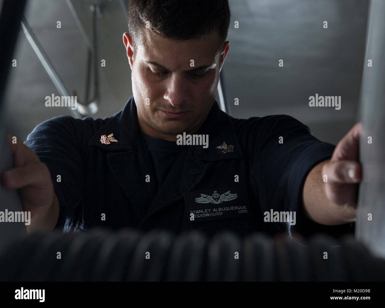 ATLANTIC OCEAN (Aug. 11, 2017) -- Sonar Technician (Surface) 1st Class ...