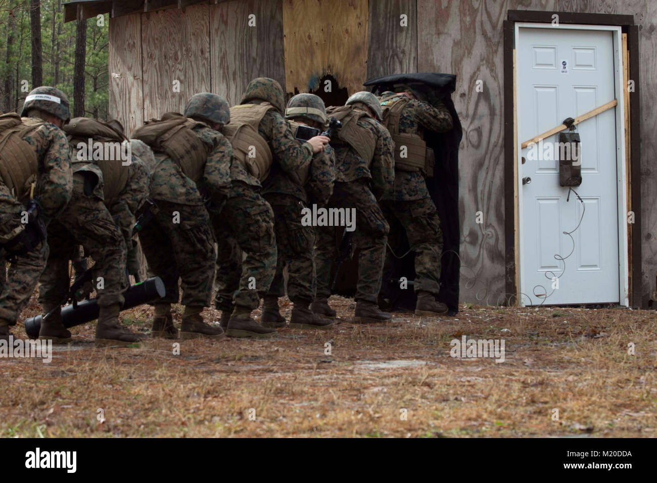 Marines in an Assaultman Course with Infantry Training Battalion ...