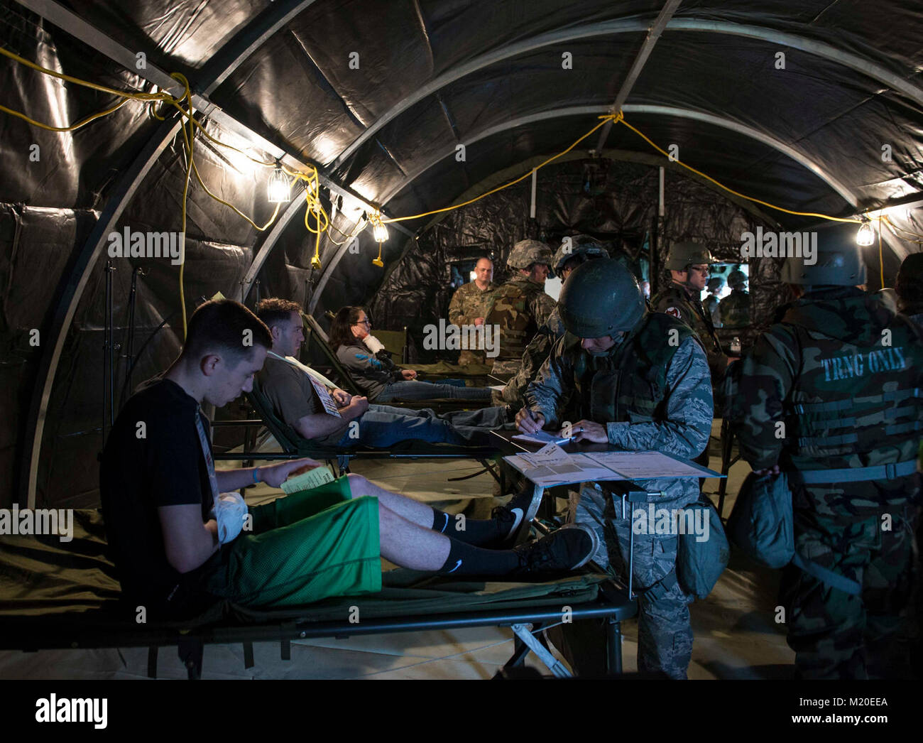 En route patient staging system hi-res stock photography and images - Alamy