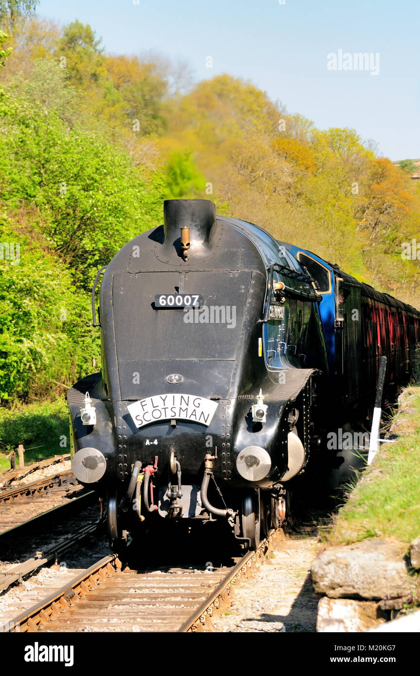 Class A4 Pacific No 60007 'Sir Nigel Gresley' arriving at Goathland ...