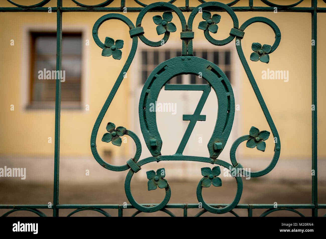Number seven on house gate hi-res stock photography and images - Alamy