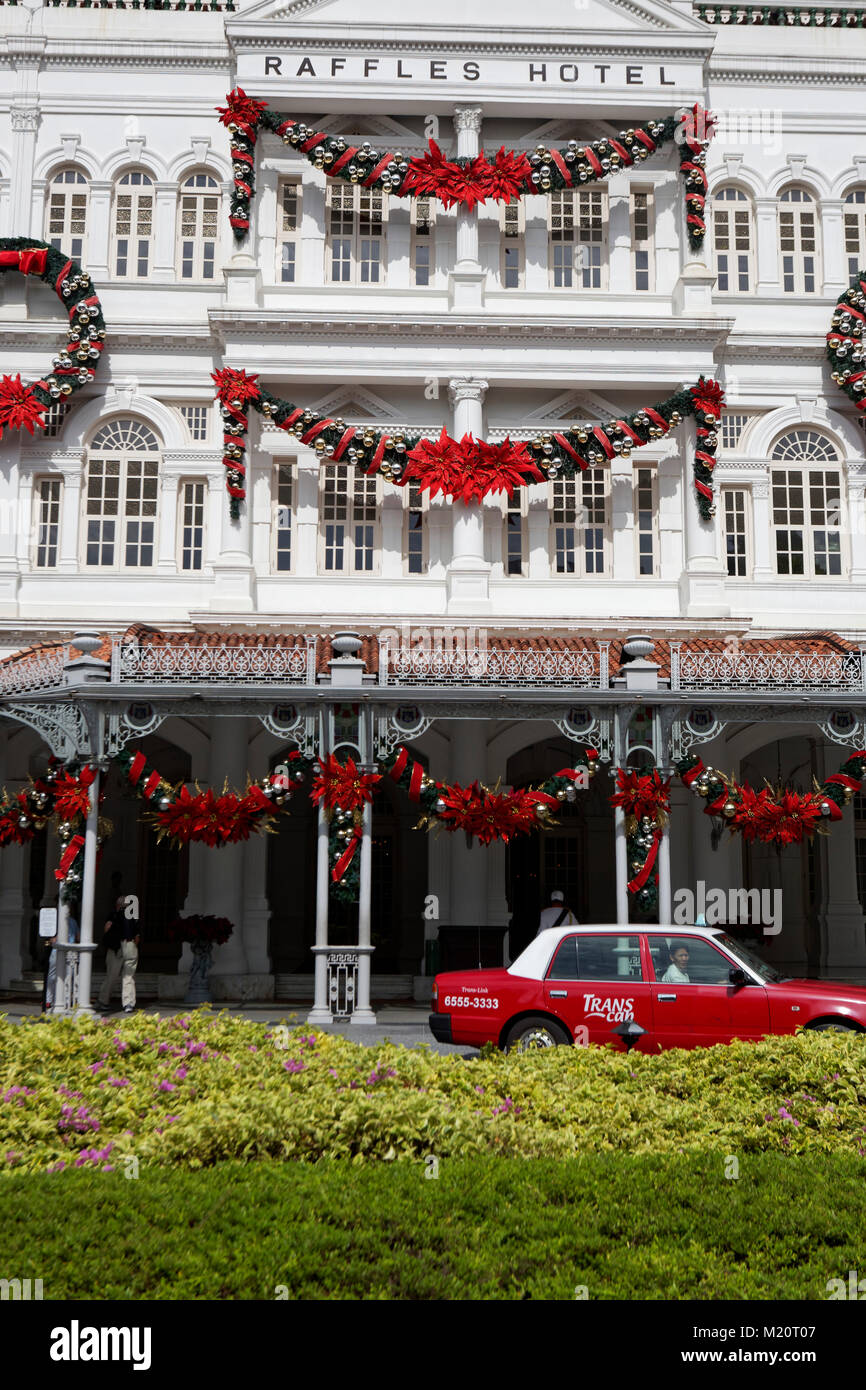 Raffles Hotel in Singapore Stock Photo - Alamy