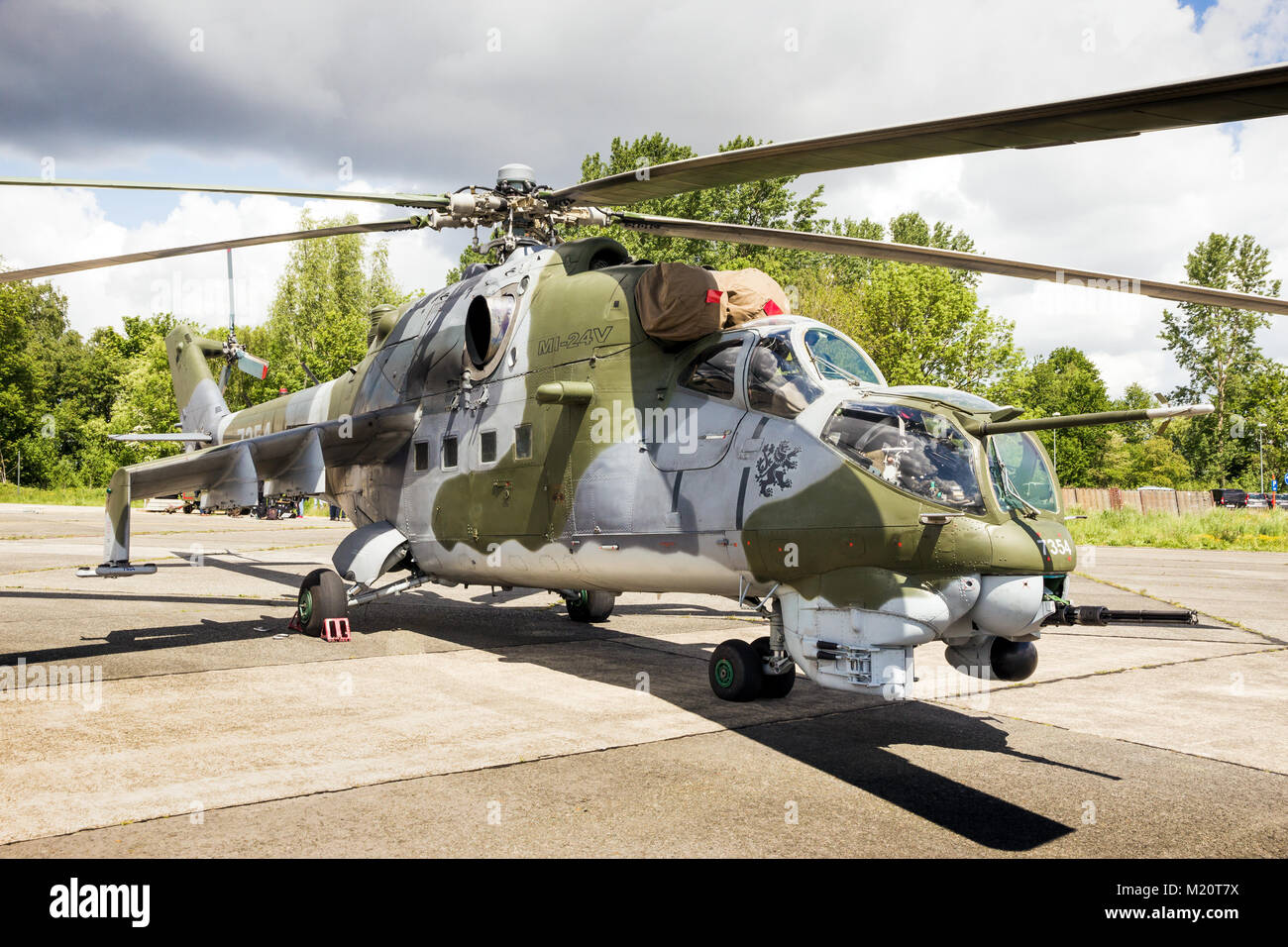 Mil Mi 24v High Resolution Stock Photography and Images - Alamy