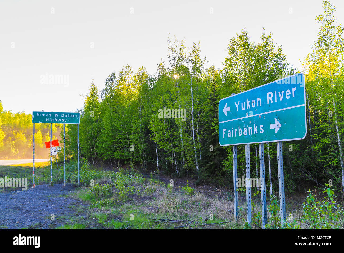 Dalton highway sign alaska hi-res stock photography and images - Alamy