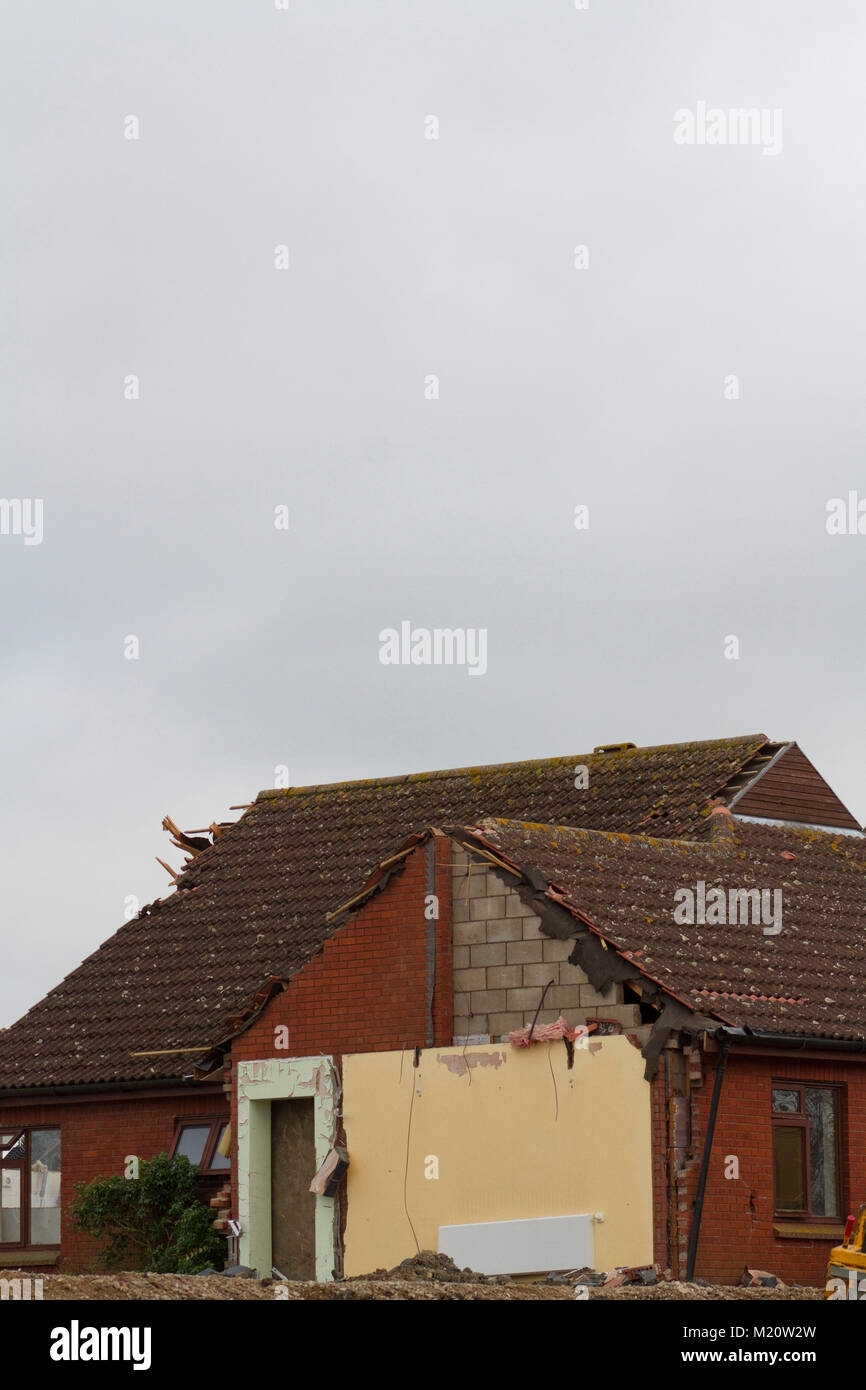 Knocked down building hi-res stock photography and images - Alamy