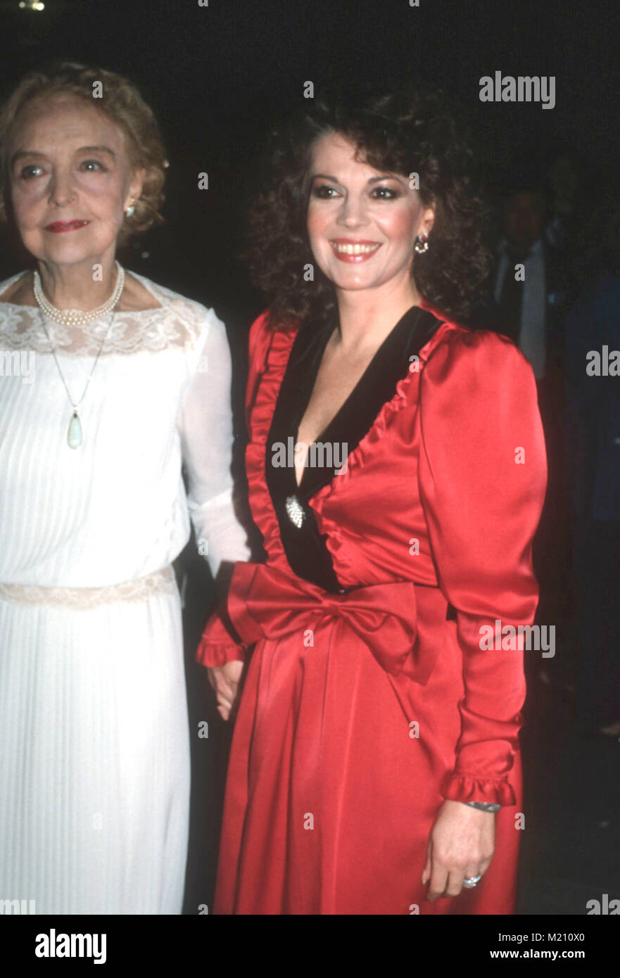 HOLLYWOOD, CA - APRIL 25: (L-R) Actresses Lillian Gish and Natalie Wood ...
