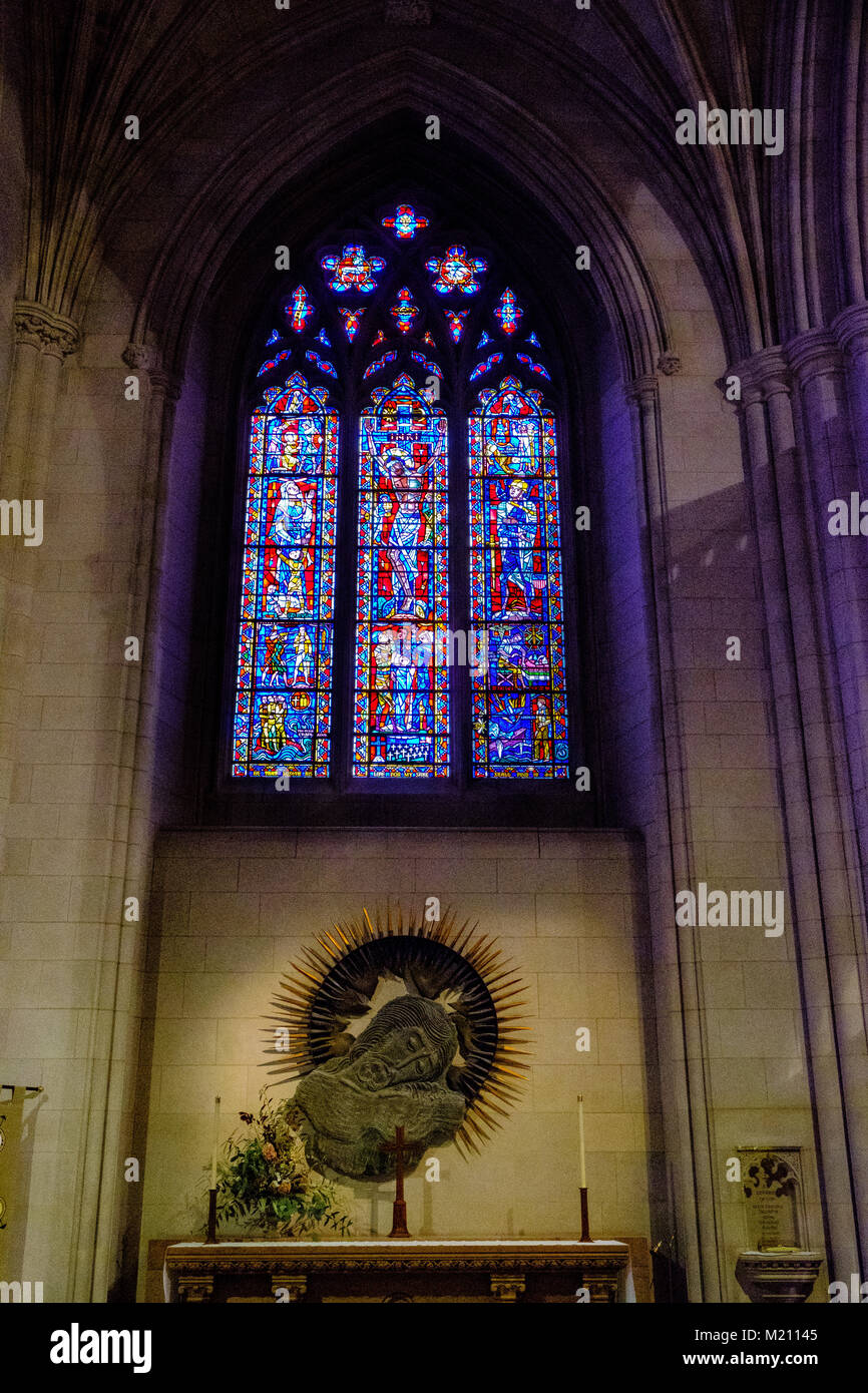 Sacrifice for Freedom Stained Glass Window, War Memorial Chapel ...