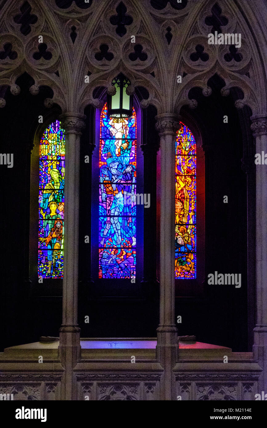 War and Peace Stained Glass Window, Wilson Bay, Washington National ...