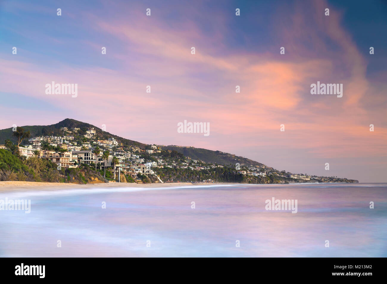 Waterfront vacation home hi-res stock photography and images - Alamy