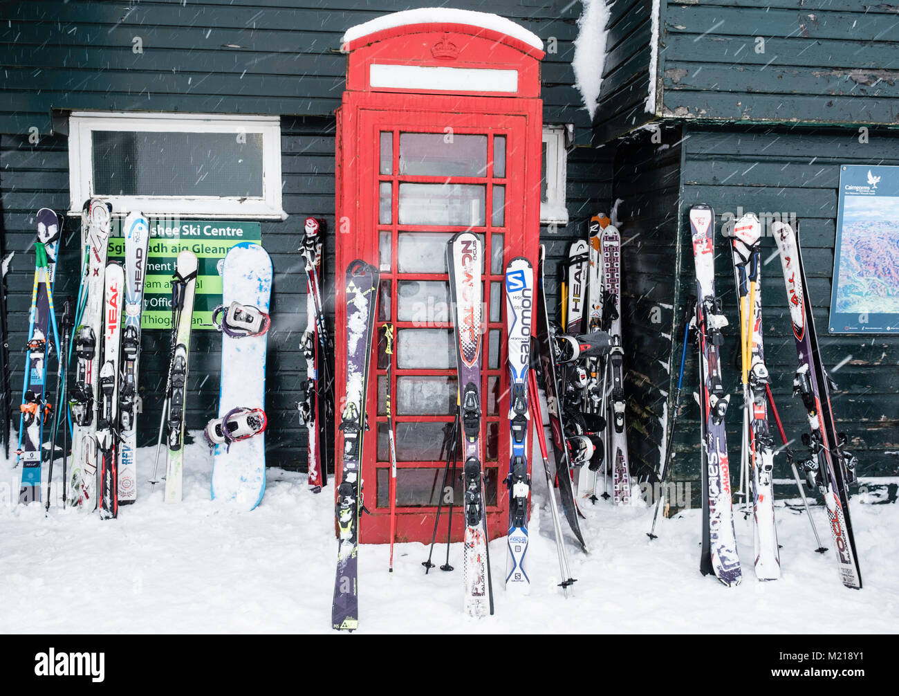 Glenshee, Scotland, United Kingdom. 3 February, 2018. New snow falls at ...