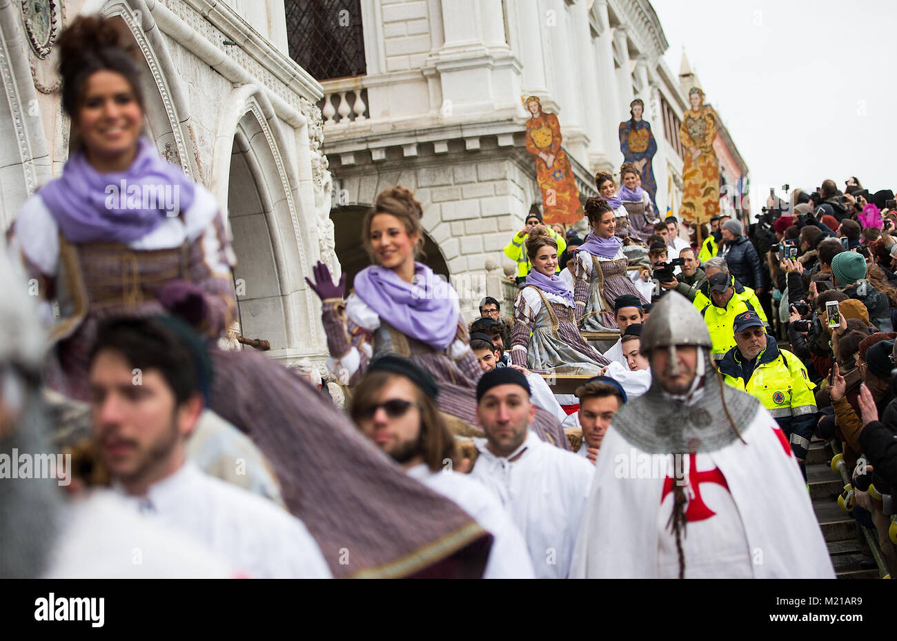 Venice, Italy. 3rd Feb, 2018. The "Marie" women dressed up in ...