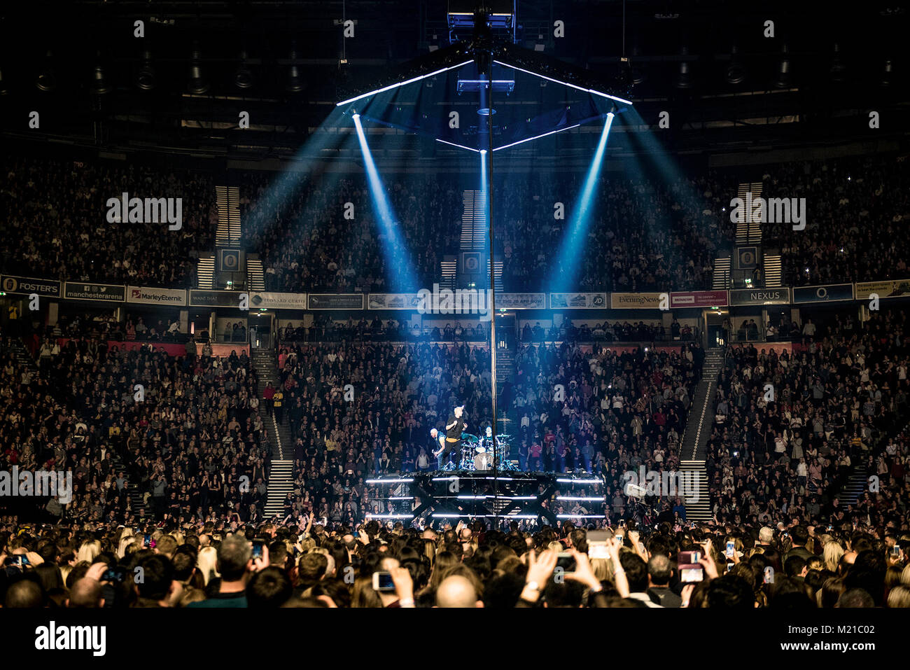 Manchester, UK. 2nd February 2018. Lead vocalist and keyboardist Danny ...