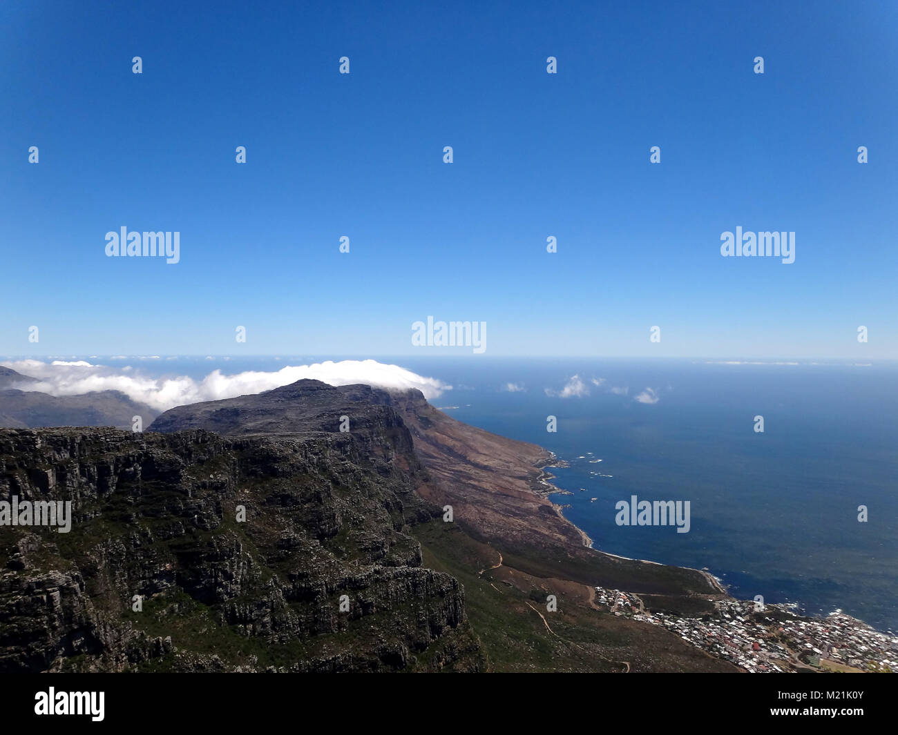 Beautiful scenic view table mountain hi-res stock photography and ...