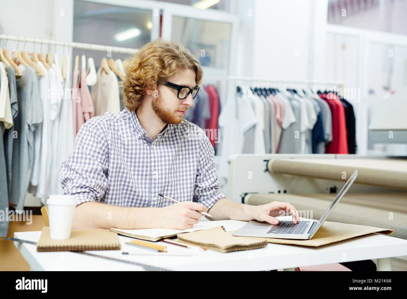 Designer of typography Stock Photo - Alamy