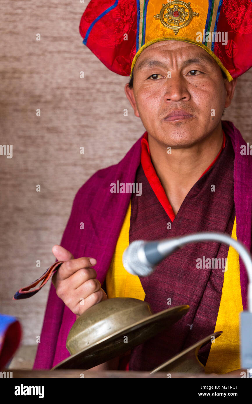 Cymbals hi-res stock photography and images - Alamy