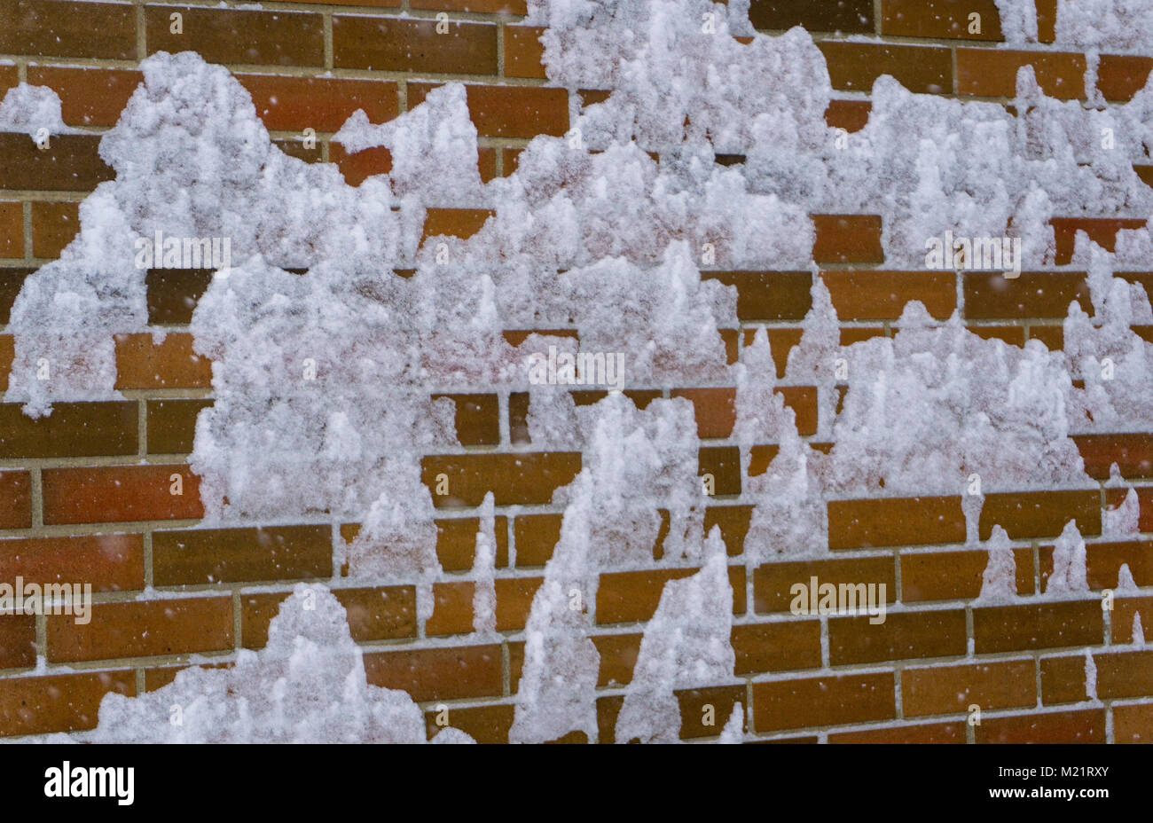 Snow wall texture hi-res stock photography and images - Alamy