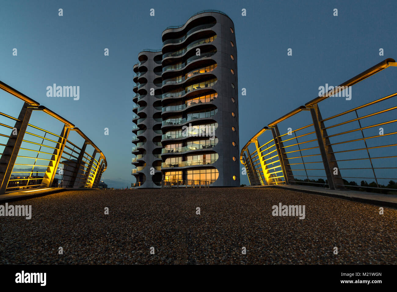 Northern metropolis hi-res stock photography and images - Alamy