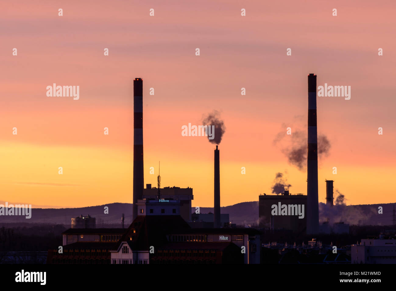 Wien kraftwerk simmering hi-res stock photography and images - Alamy