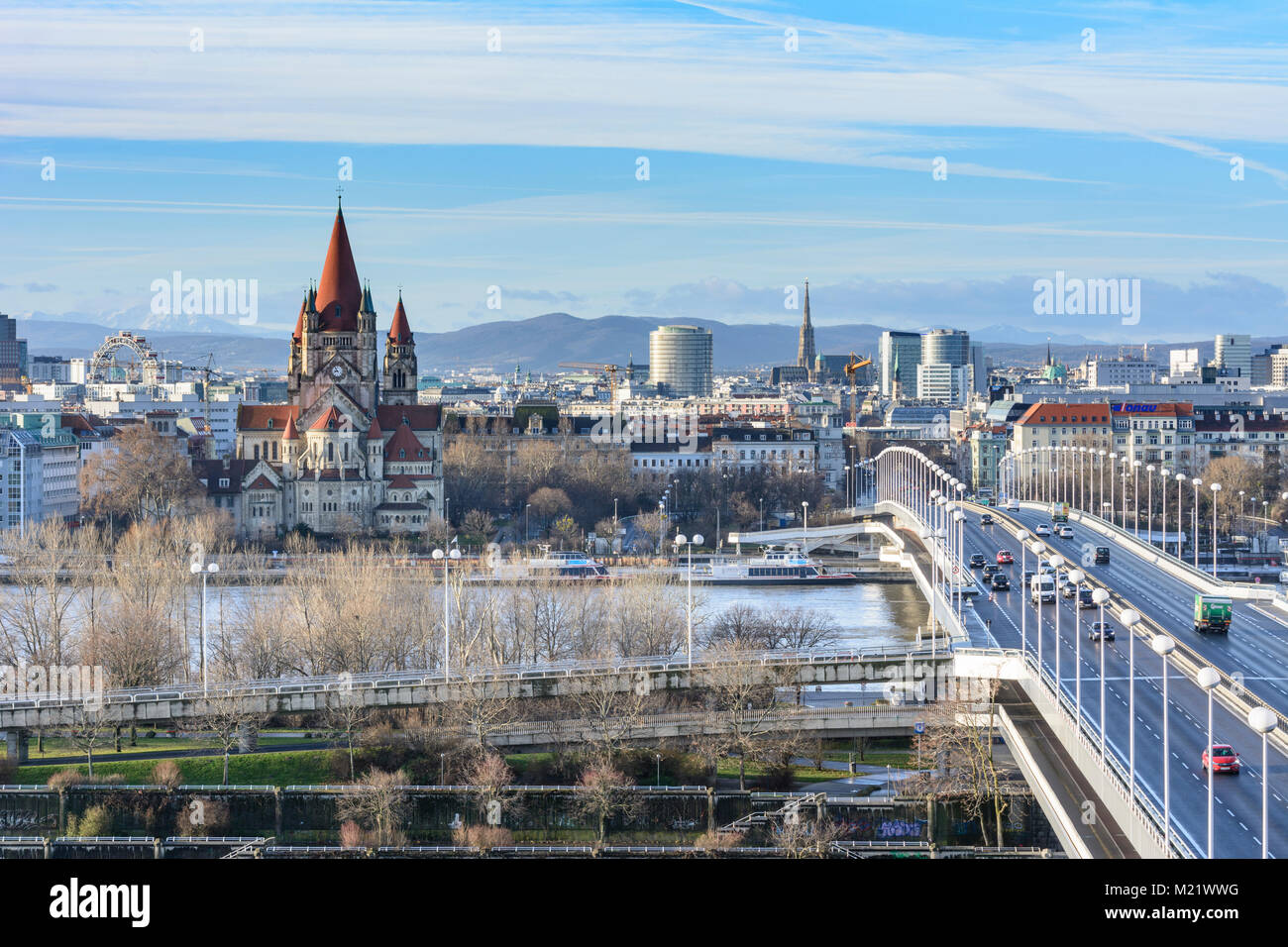 Wien, Vienna: bridge Reichsbrücke, river Donau (Danube), Donauinsel ...