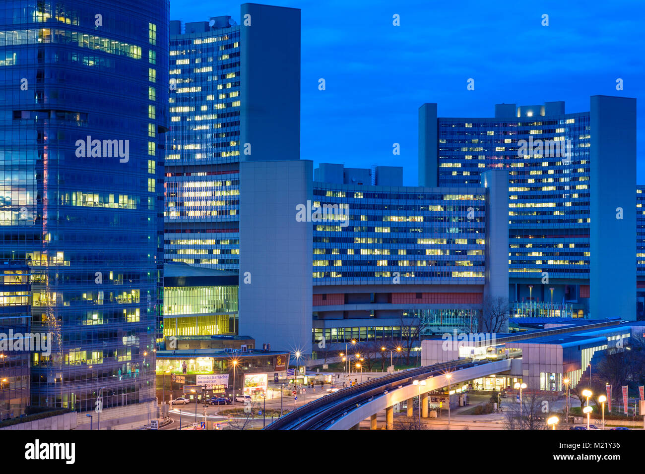 Vic vienna international center hi-res stock photography and images - Alamy