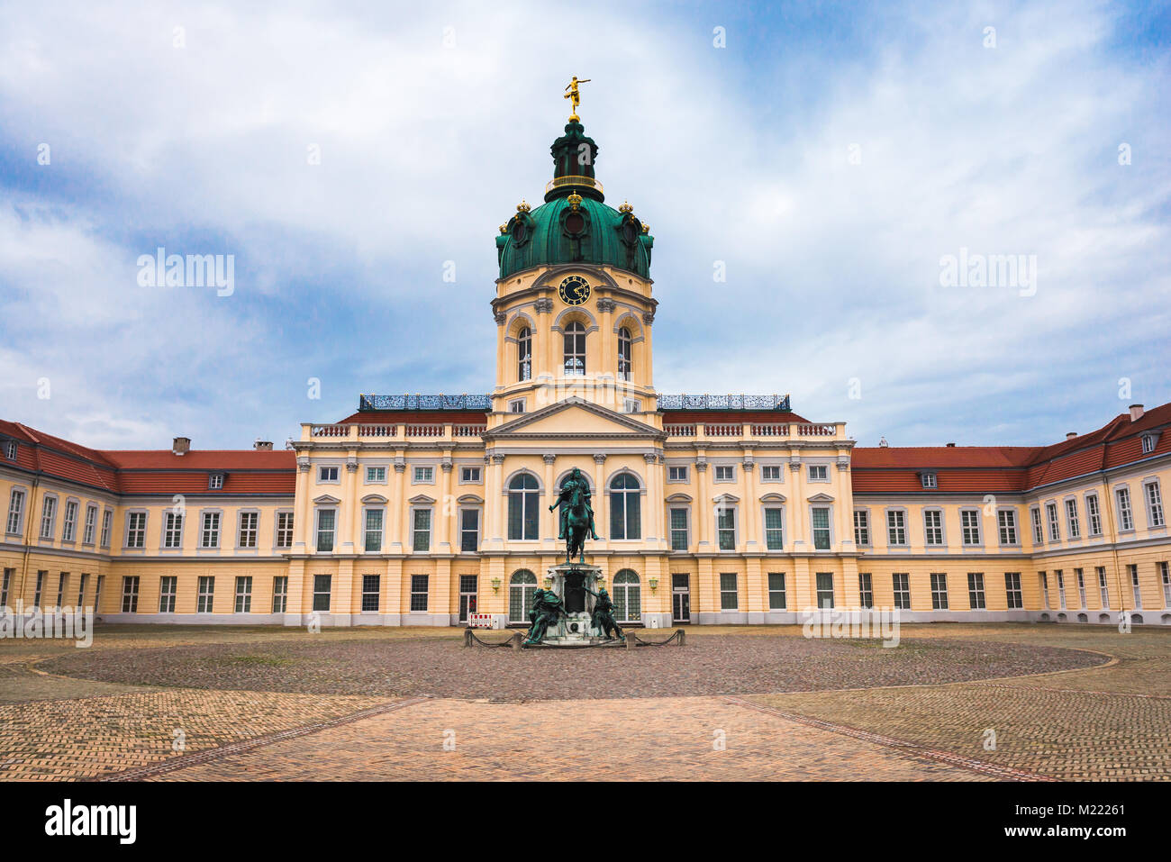Royal castle in berlin hi-res stock photography and images - Alamy