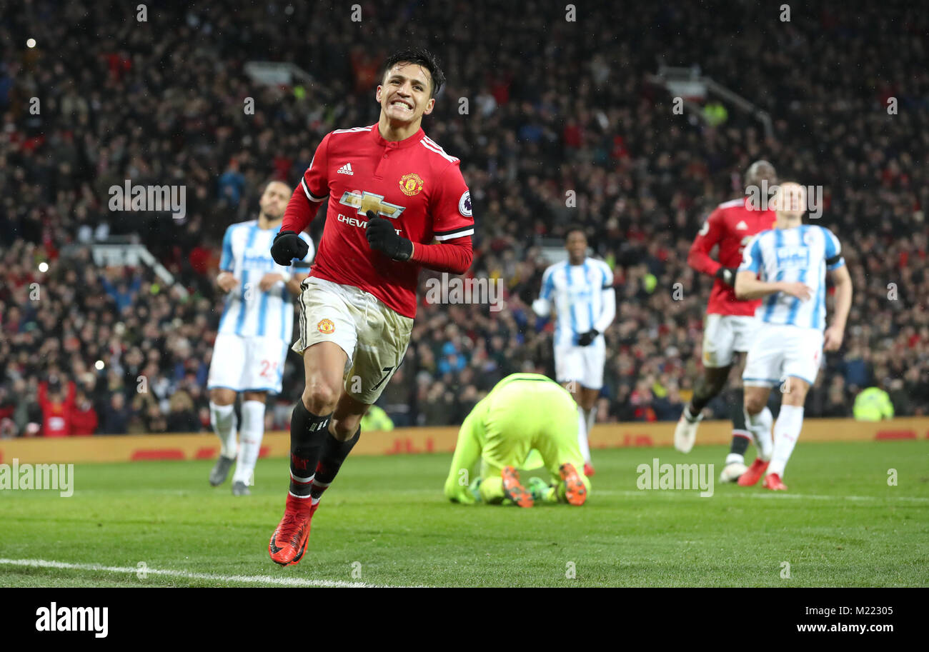 Manchester United's Alexis Sanchez celebrates scoring his side's second ...