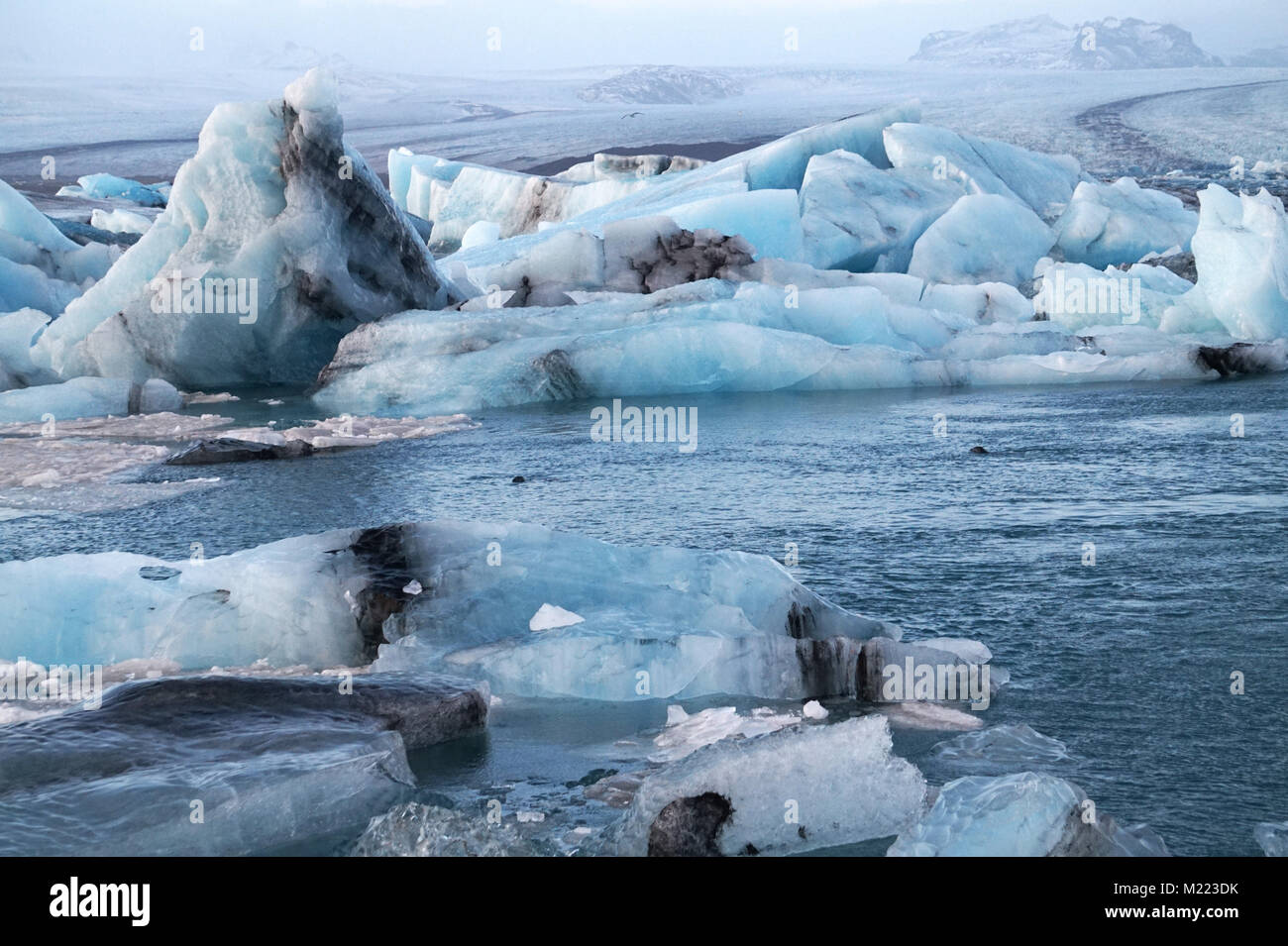 Iceberg breaking off glacier hi-res stock photography and images - Alamy