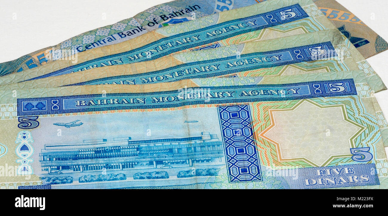 Bahrain Currency Bank Notes Stock Photo - Alamy