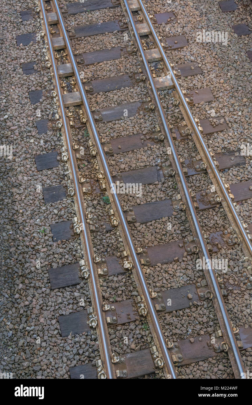 Diverging Lines High Resolution Stock Photography and Images - Alamy
