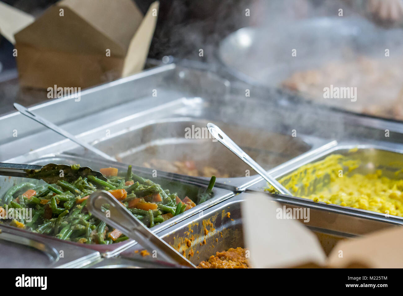 Takeaway food stall hi-res stock photography and images - Alamy