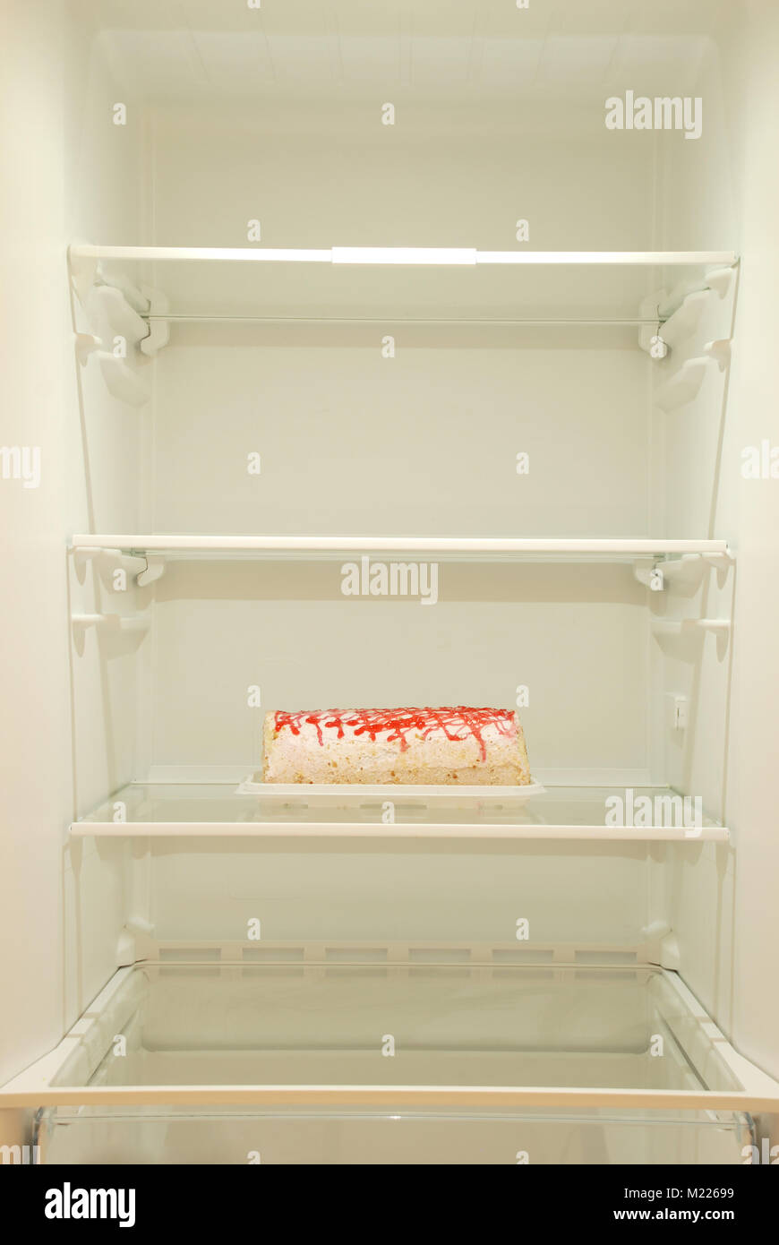 Refrigerator cake hi-res stock photography and images - Alamy