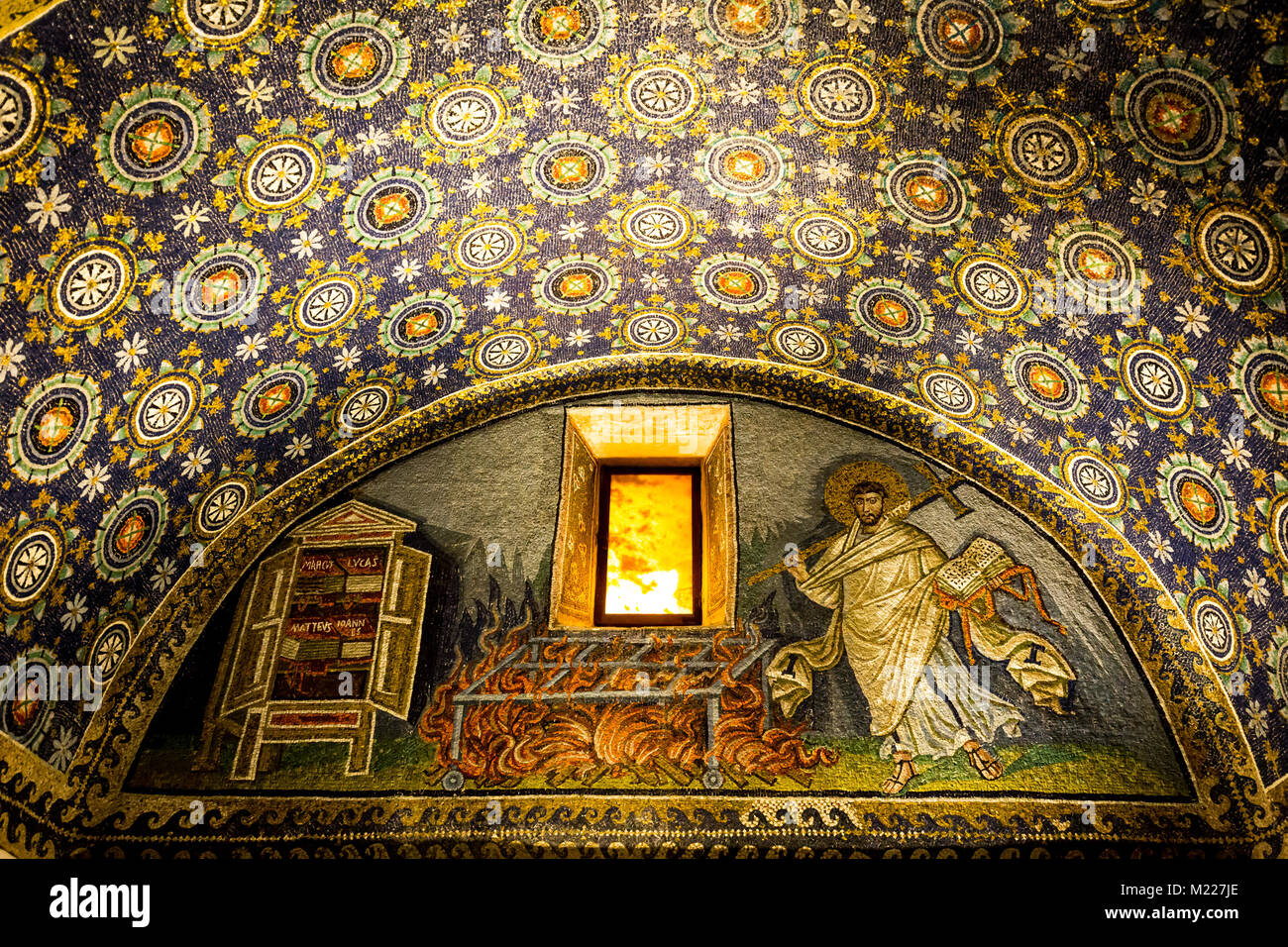 Mausoleum of galla placidia lunette byzantine mosaics ravenna sa hi-res ...