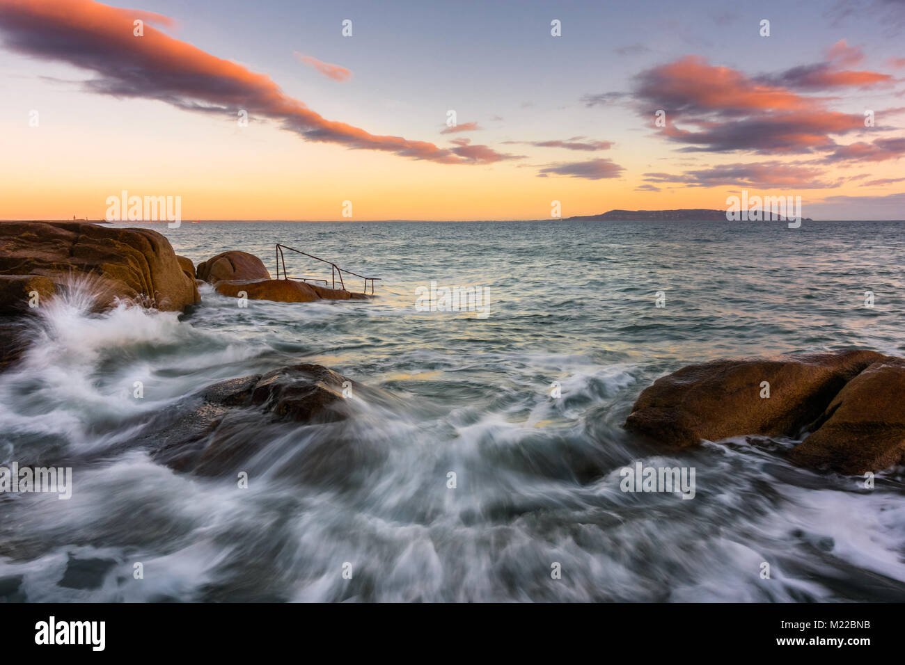 40 foot hi-res stock photography and images - Alamy