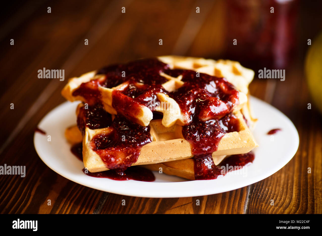 Waffle spinning hi-res stock photography and images - Alamy
